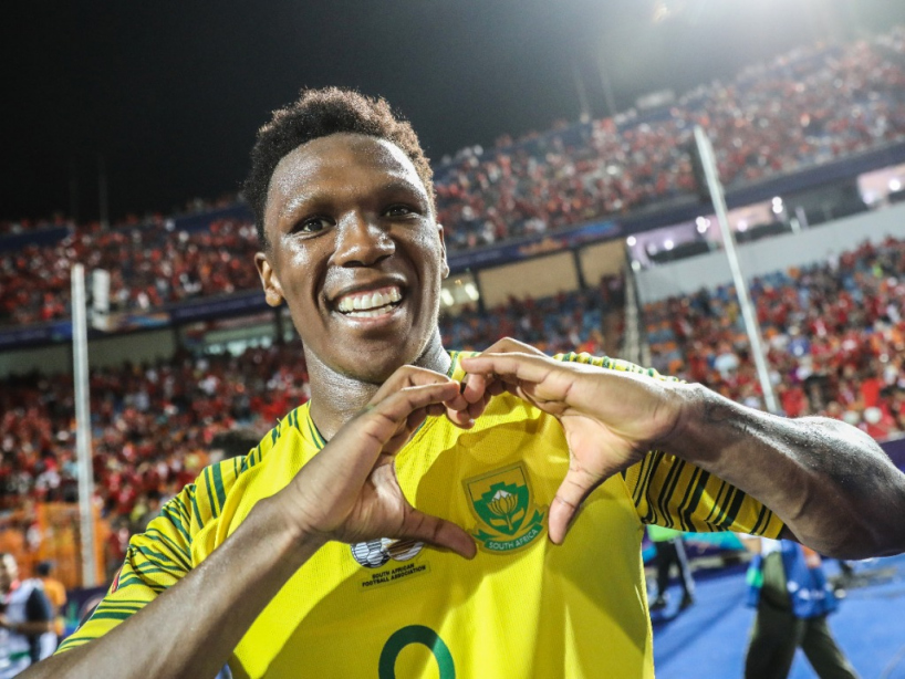 Lebo Mothiba's Heart Belongs To Mamelodi Sundowns | Sbnews