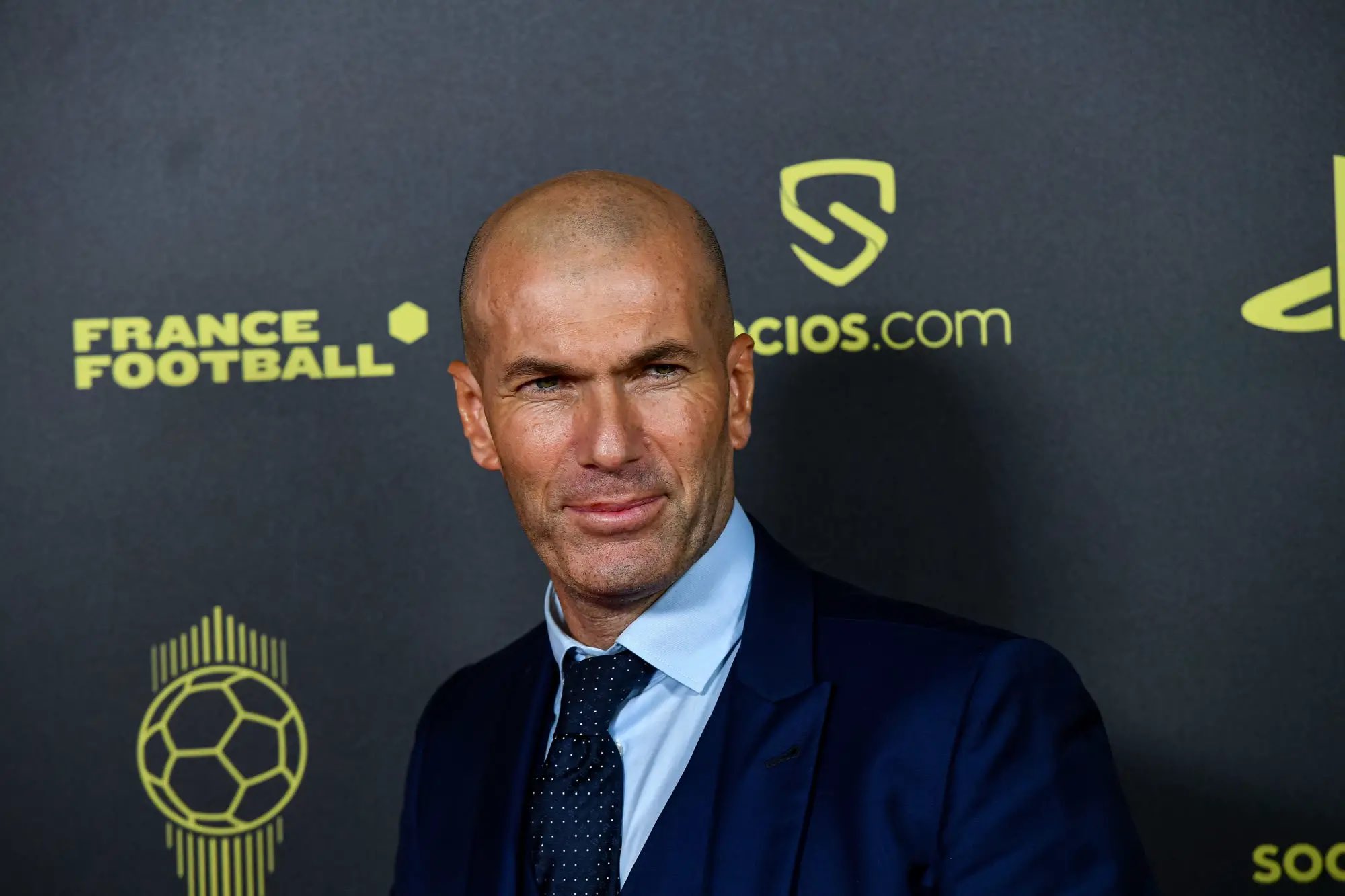 ZINEDINE ZIDANE EYES RETURN TO THE DUGOUT, BUT WHERE TO NEXT? | Sbnews
