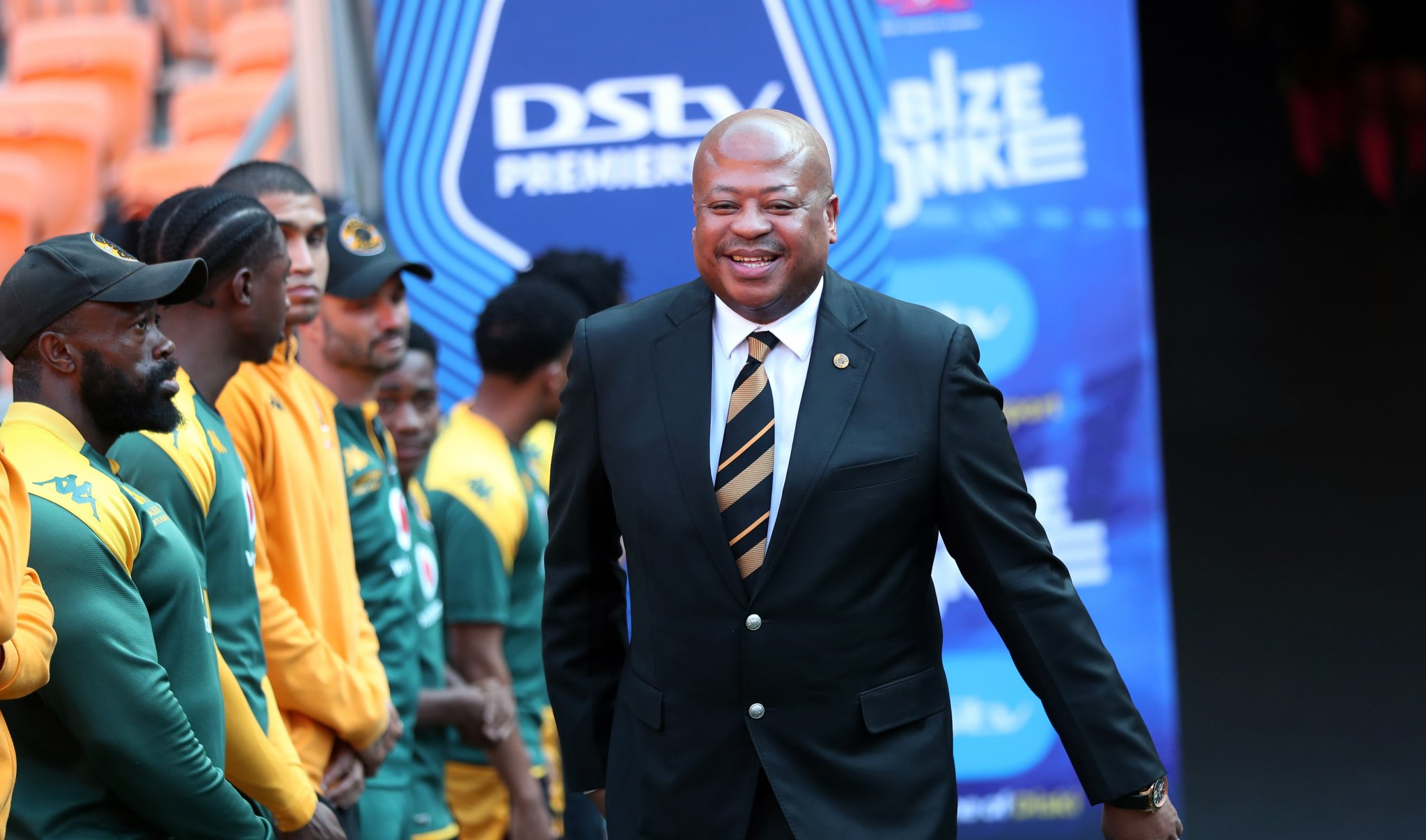 BOBBY MOTAUNG URGES NEW KAIZER CHIEFS COACH NASREDDINE NABI TO BE ...
