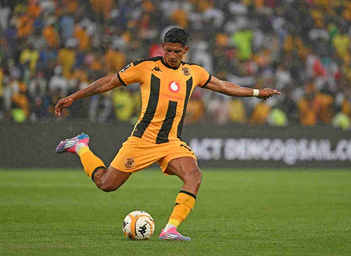 Transfer News: Kaizer Chiefs Secure Key Midfielder For Another Season